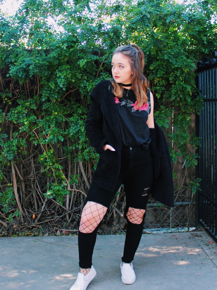 Roses Are Red – jess & threads